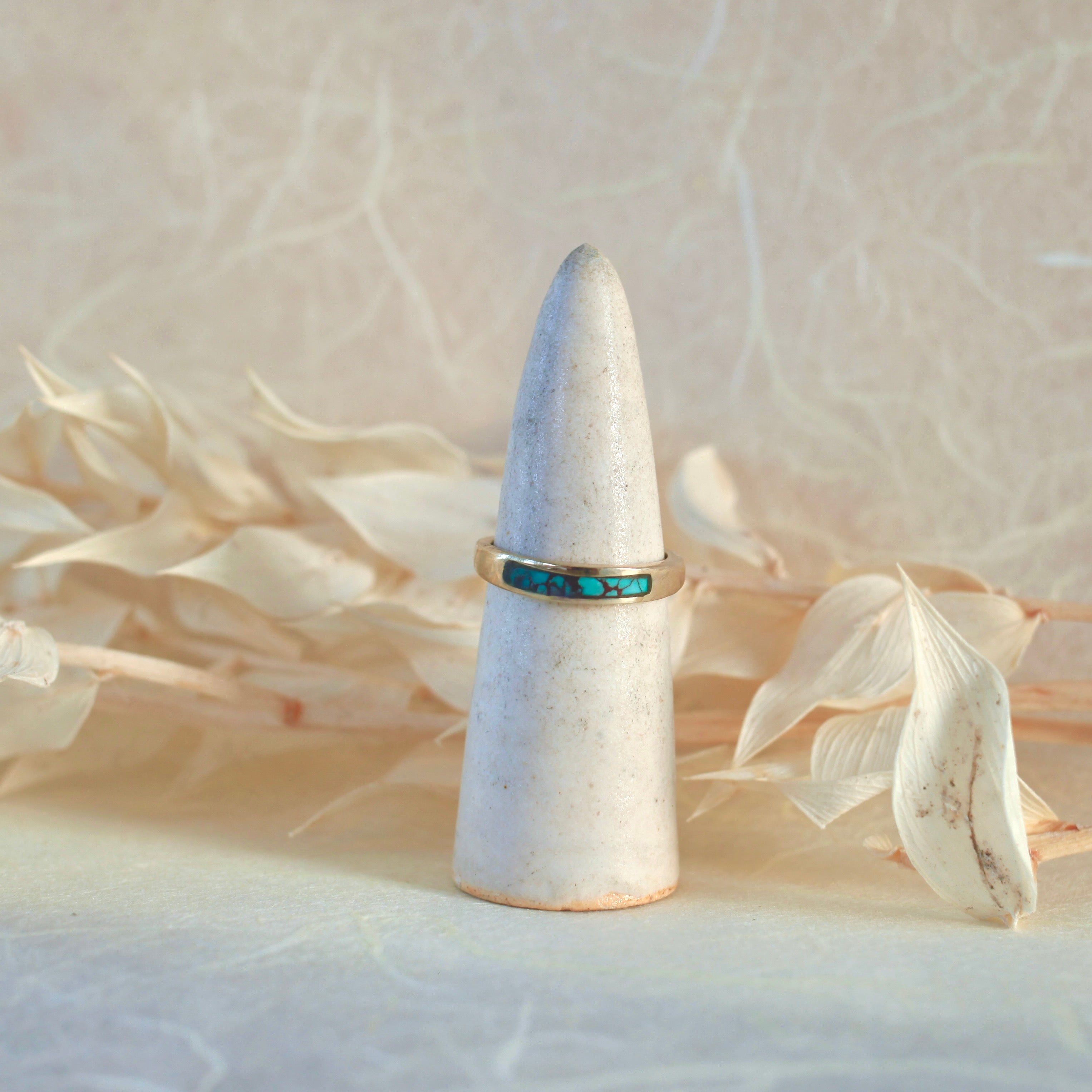 Amara ring – Mountainside