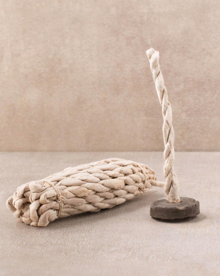 Sandalwood Rope Incense – Mountainside