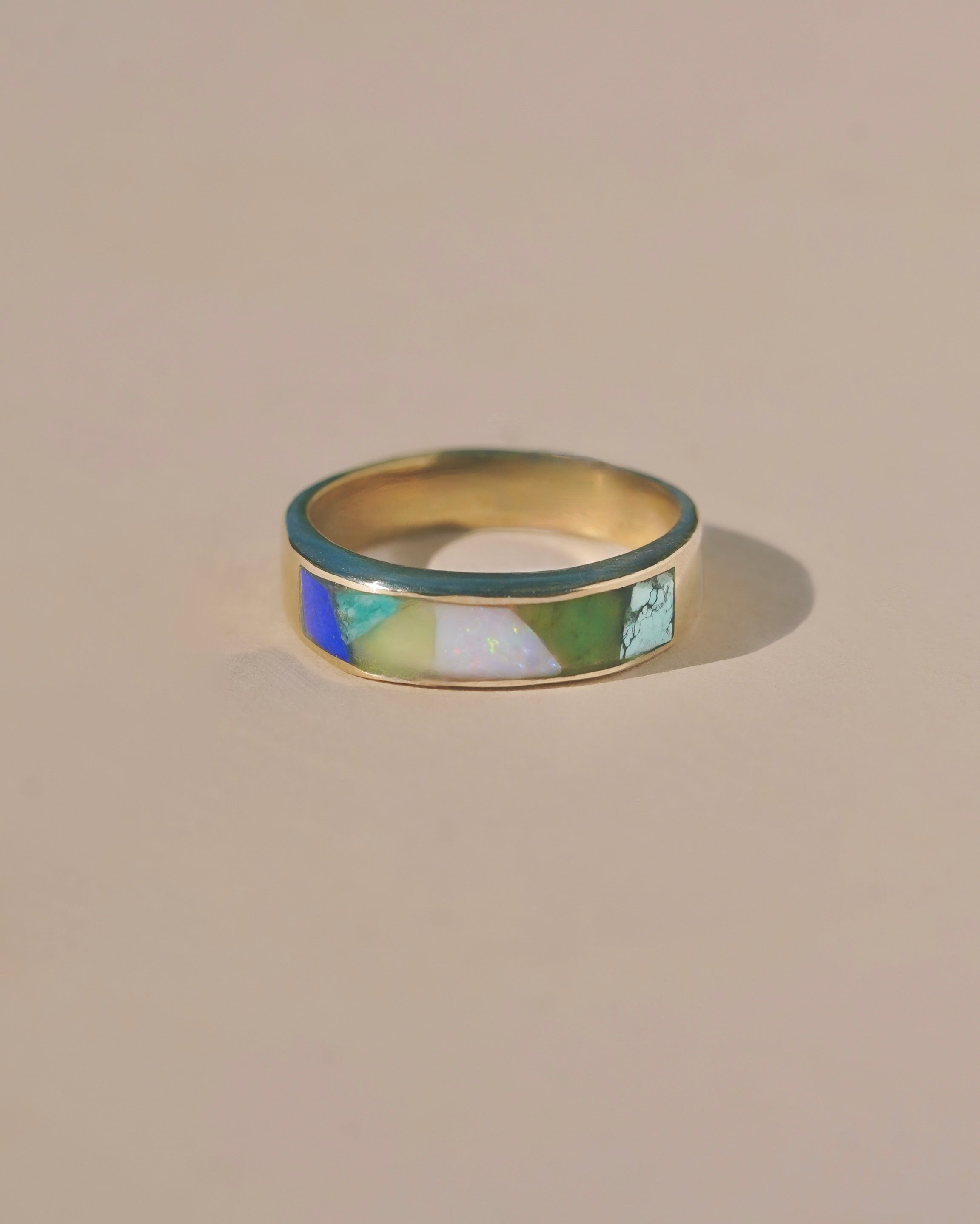 Ria Ring – Mountainside