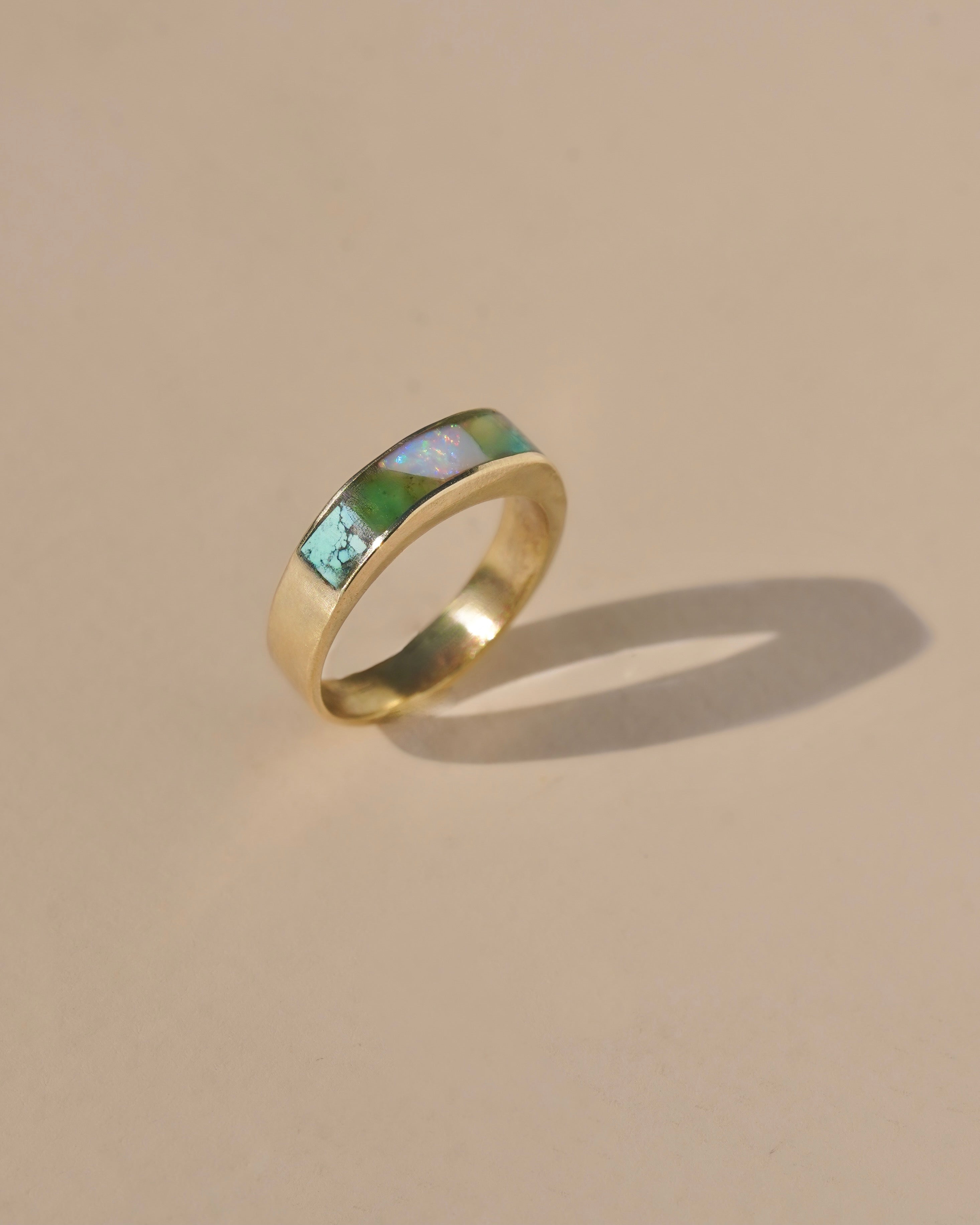 Ria Ring – Mountainside